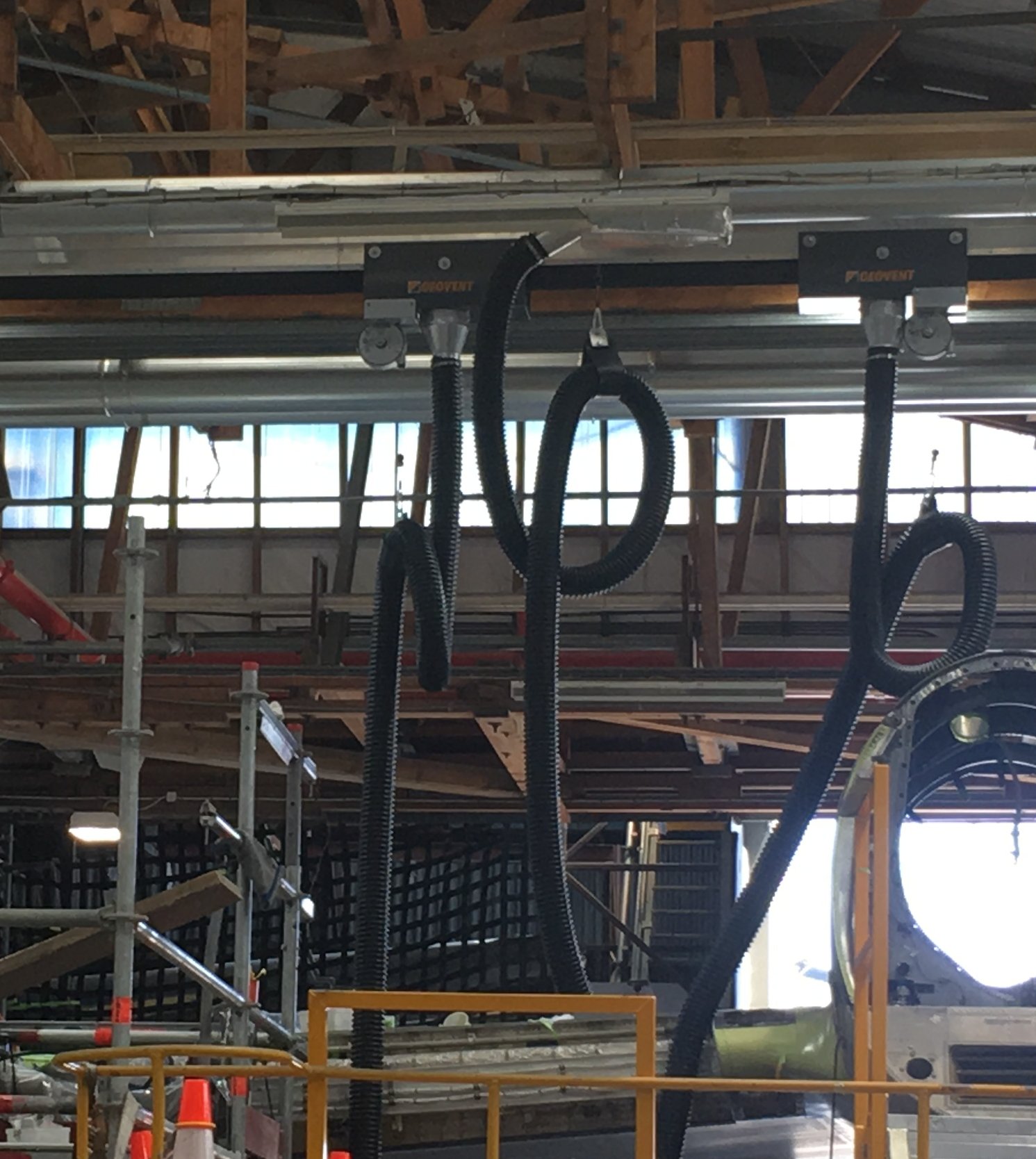 Vehicle Exhaust Rail Systems | Workshop Equipment l EBCAM